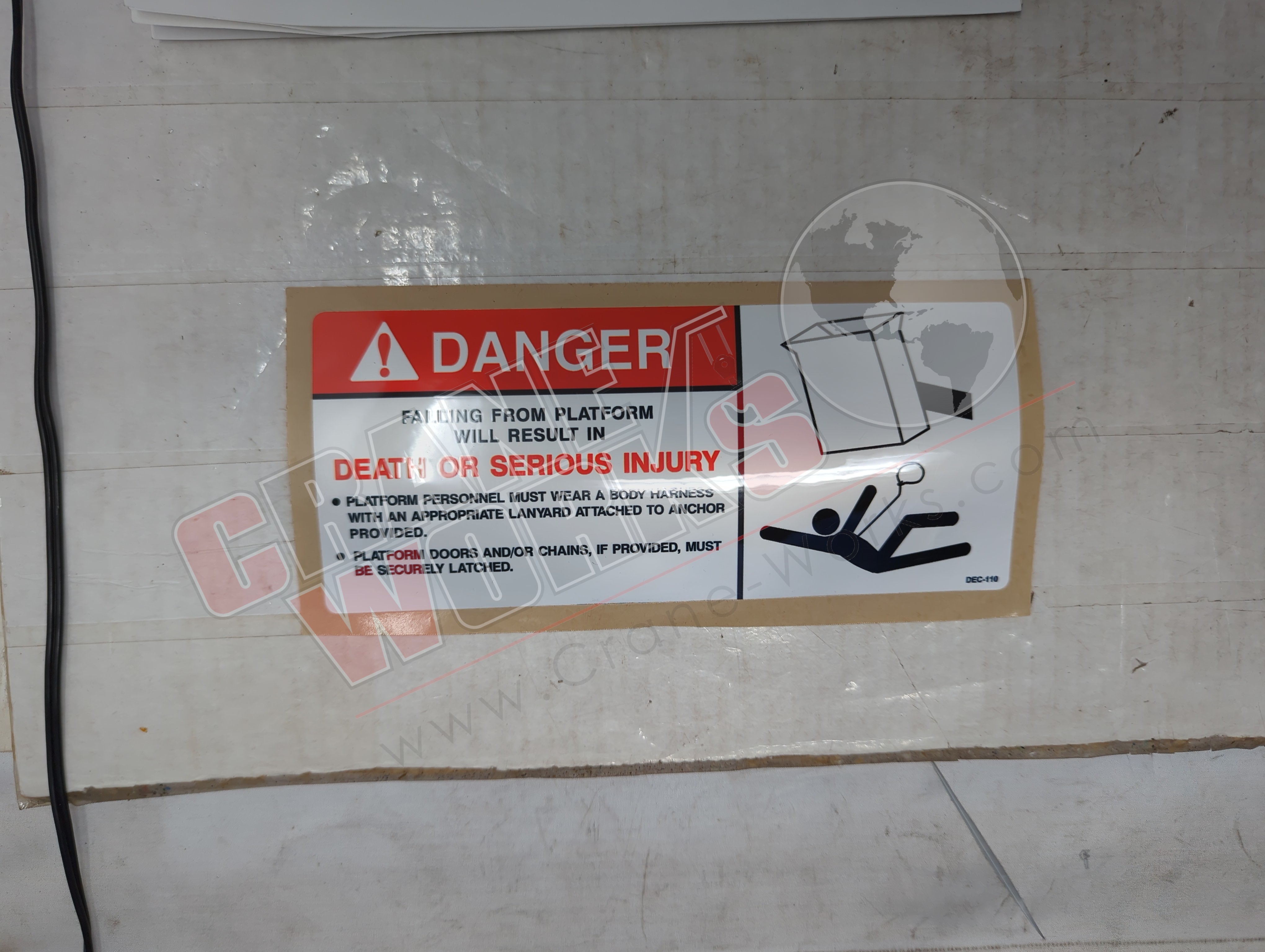 DEC-110 | New Danger Falling From Platform – CraneWorks