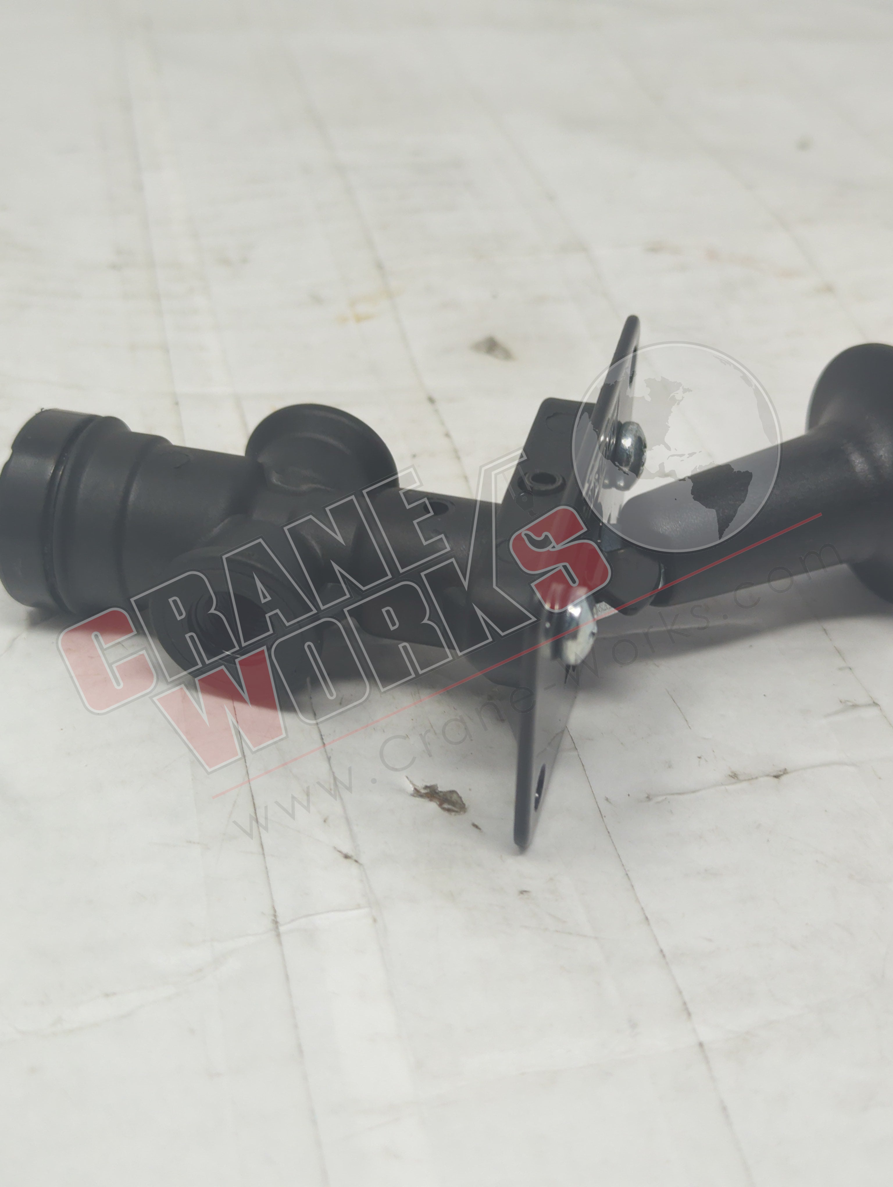 35M18653 | New Pto Switch Valve, Air – CraneWorks