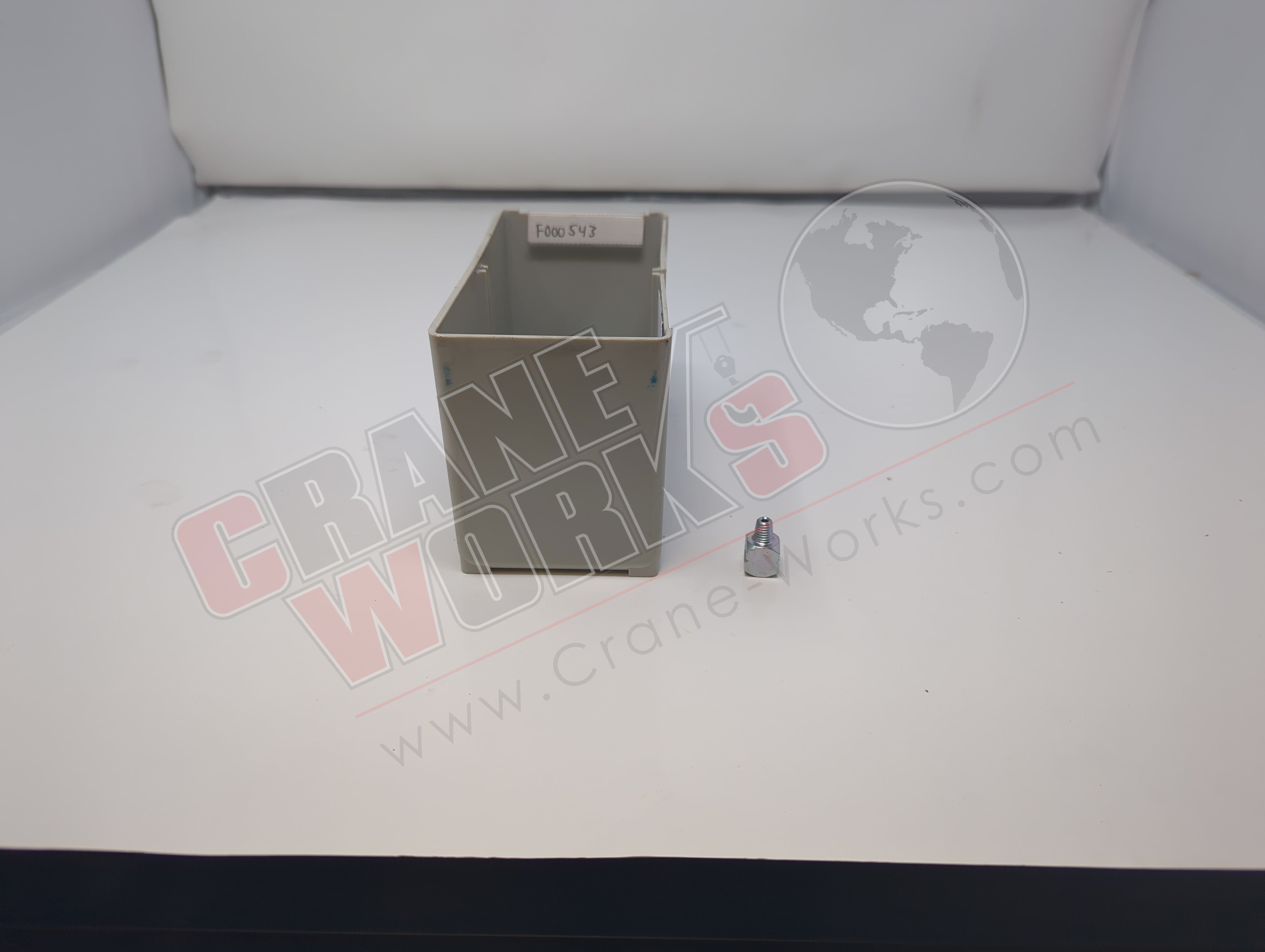 F000543 | New E. Adapter 1/4" Unf 1/8" G – CraneWorks