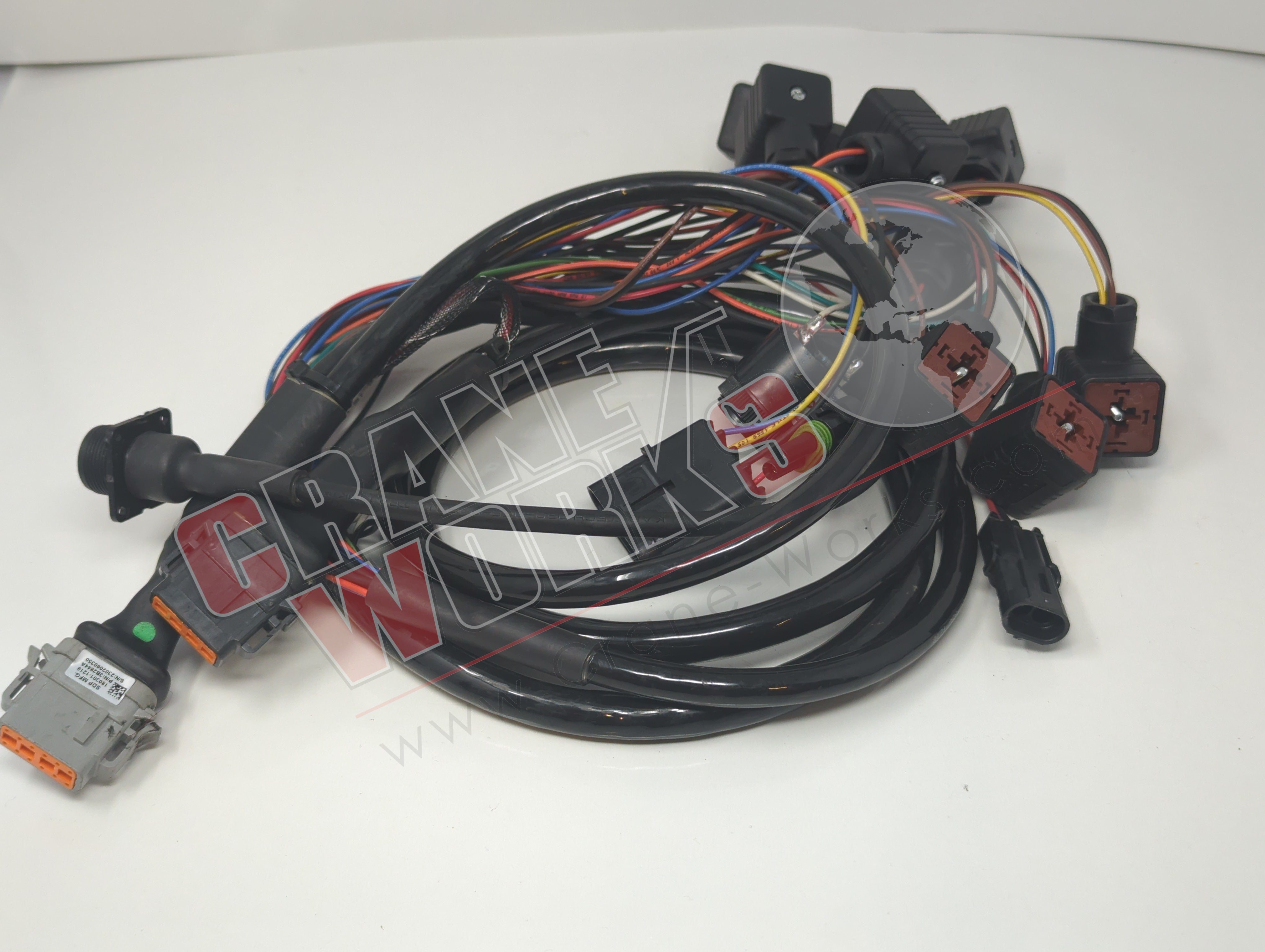 180301-1219 | New Crane Harness With Board Gate – CraneWorks